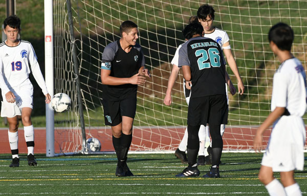 Na Alii boys, girls begin MIL title defenses with victories | News ...